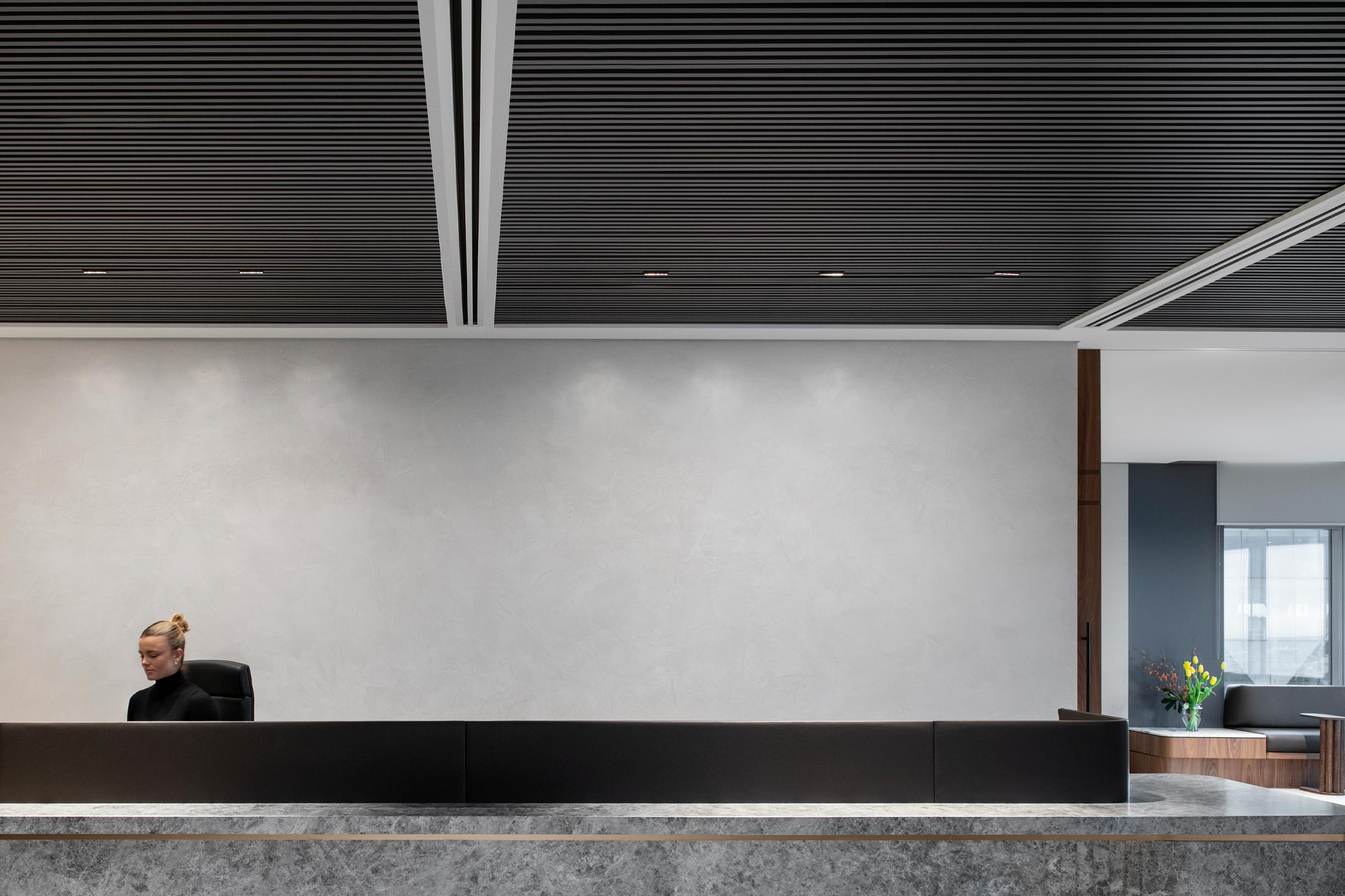 Comparaison entre plafond suspendu coupe-feu et plafond en plaques de ...