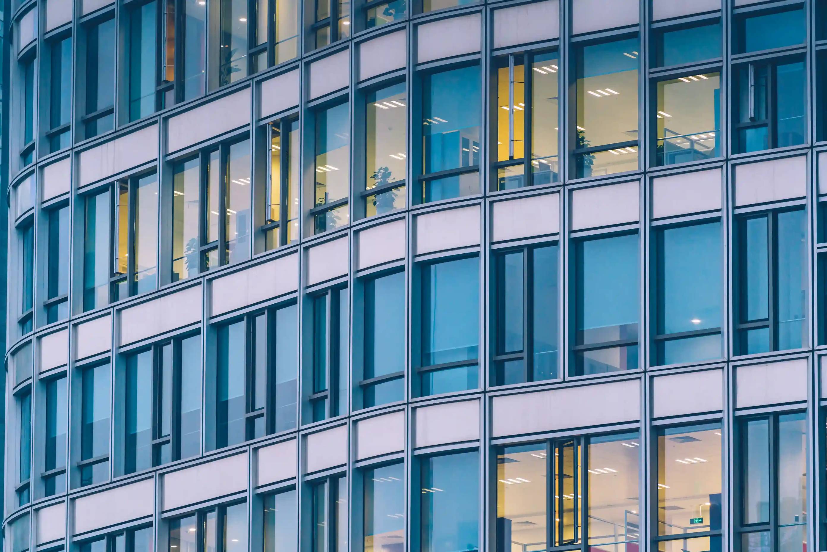 Unitized Vs. Stick Curtain Wall: Best for the UAE?