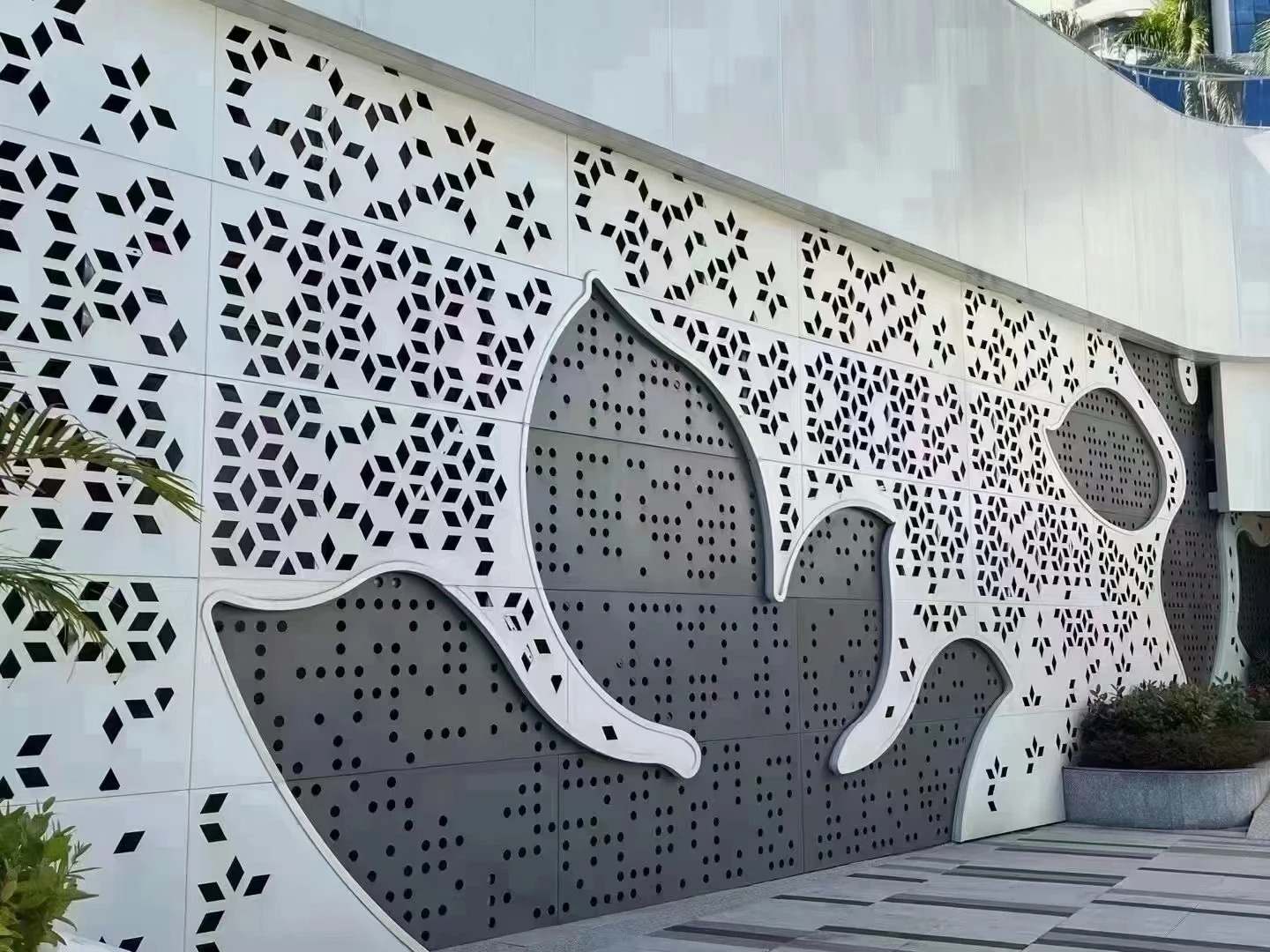 Exterior Slat Wall Panels Vs Traditional Cladding
