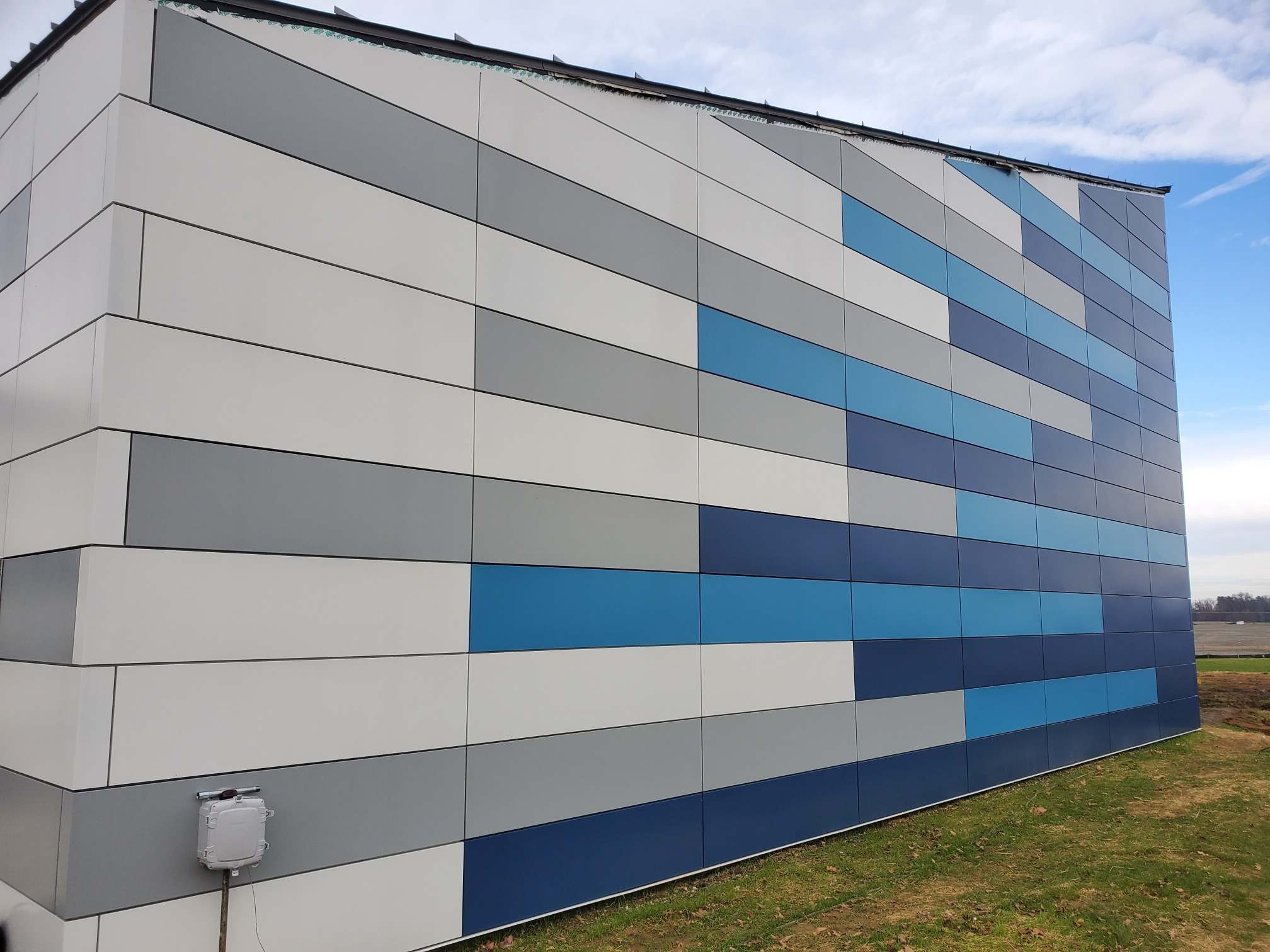 Insulated Wall Panels Vs Traditional Materials