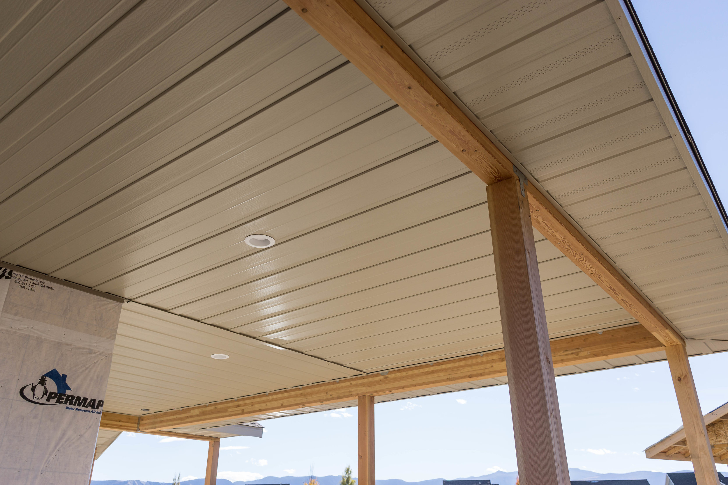 Innovative Metal Porch Ceiling Ideas for Modern Commercial Spaces | PRANCE