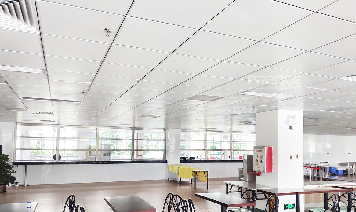 All You Need to Know About Specialized Hospital Ceiling Designs
