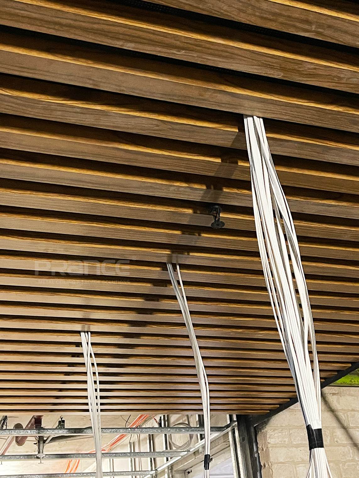 Australian Shopping Mall Profile Baffle Ceiling and Wall Cladding ...
