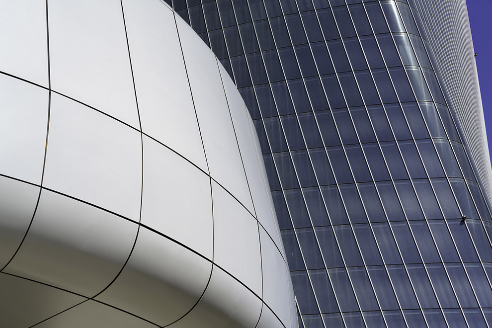 Panel Fasad Aluminium Vs Komposit: Prestasi | PRANCE