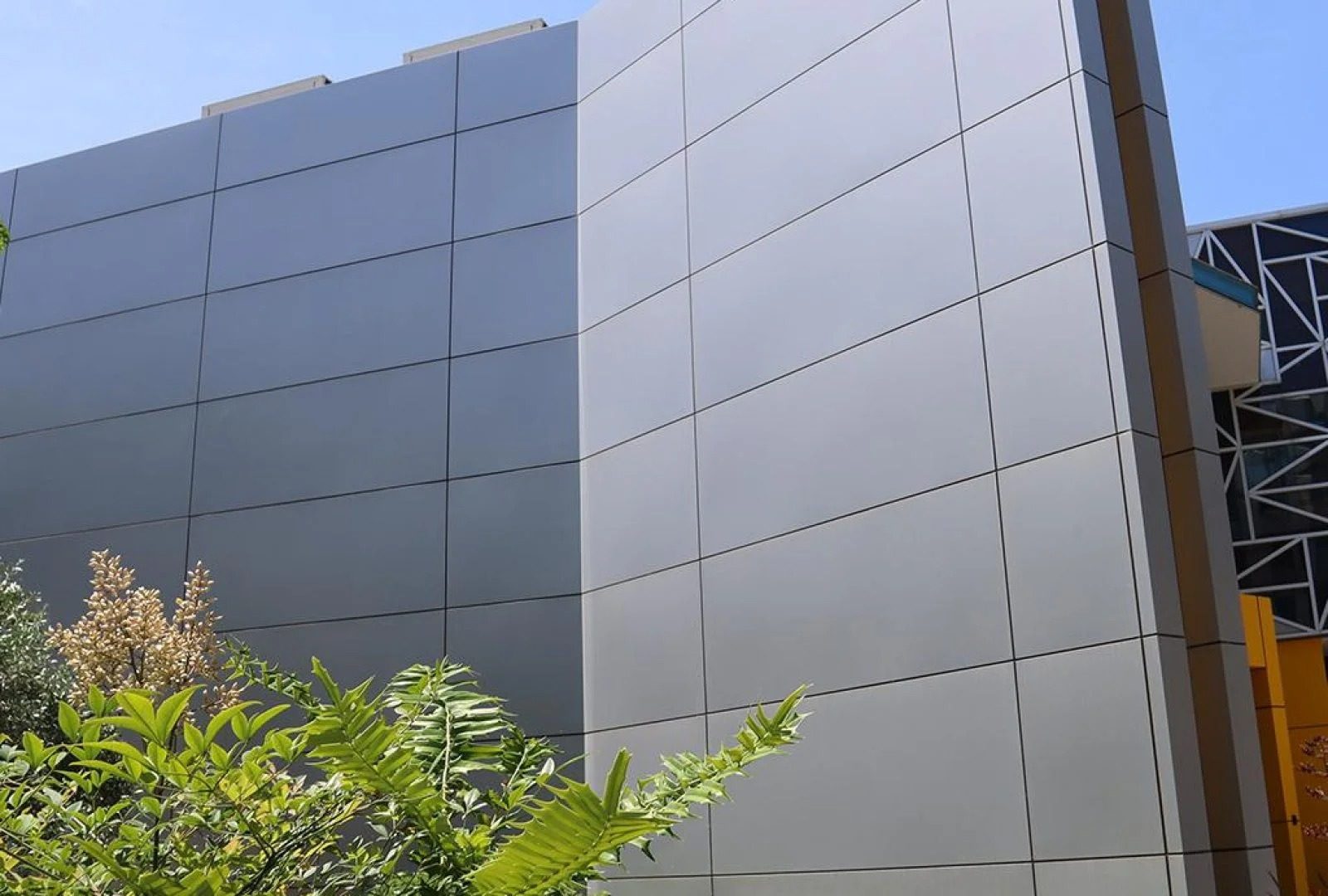 Interior Wall Metal Panels Vs Traditional Materials