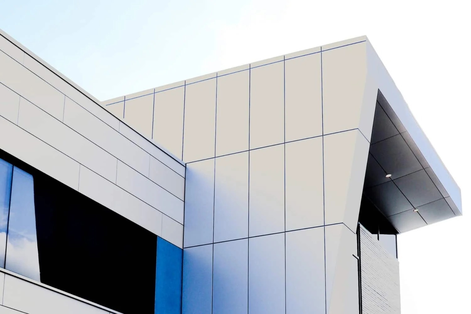 Gabay sa Pagpili ng Metal Curtain Wall para sa High-Epektong Komersyal na Disenyo