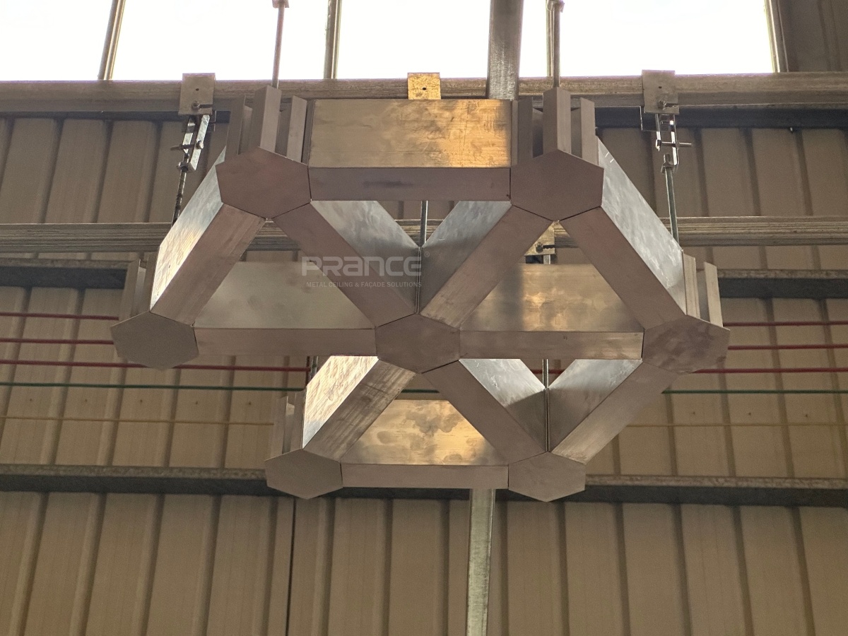 Projek Siling Grid Segitiga Aluminium Pasar Raya Filipina