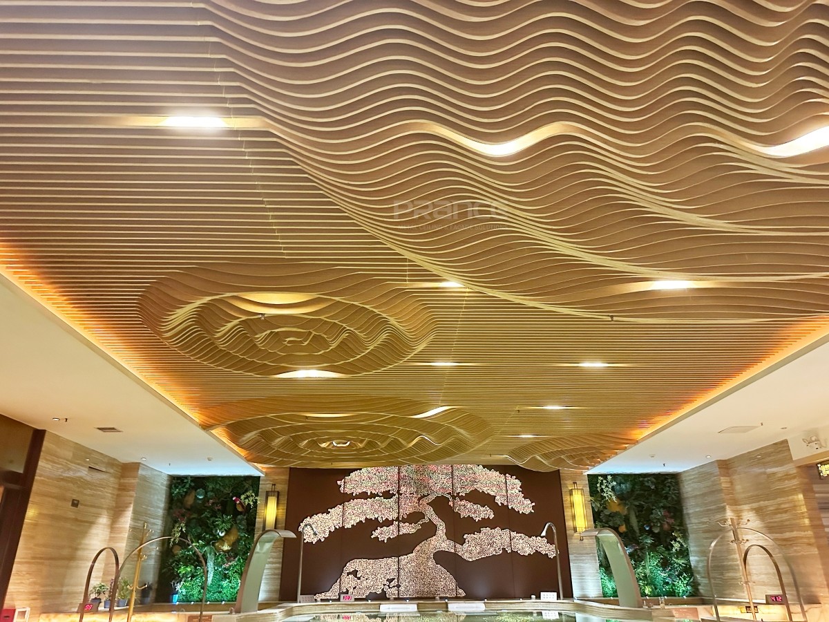 Curved Metal Ceiling Decision Guide for Commercial Projects